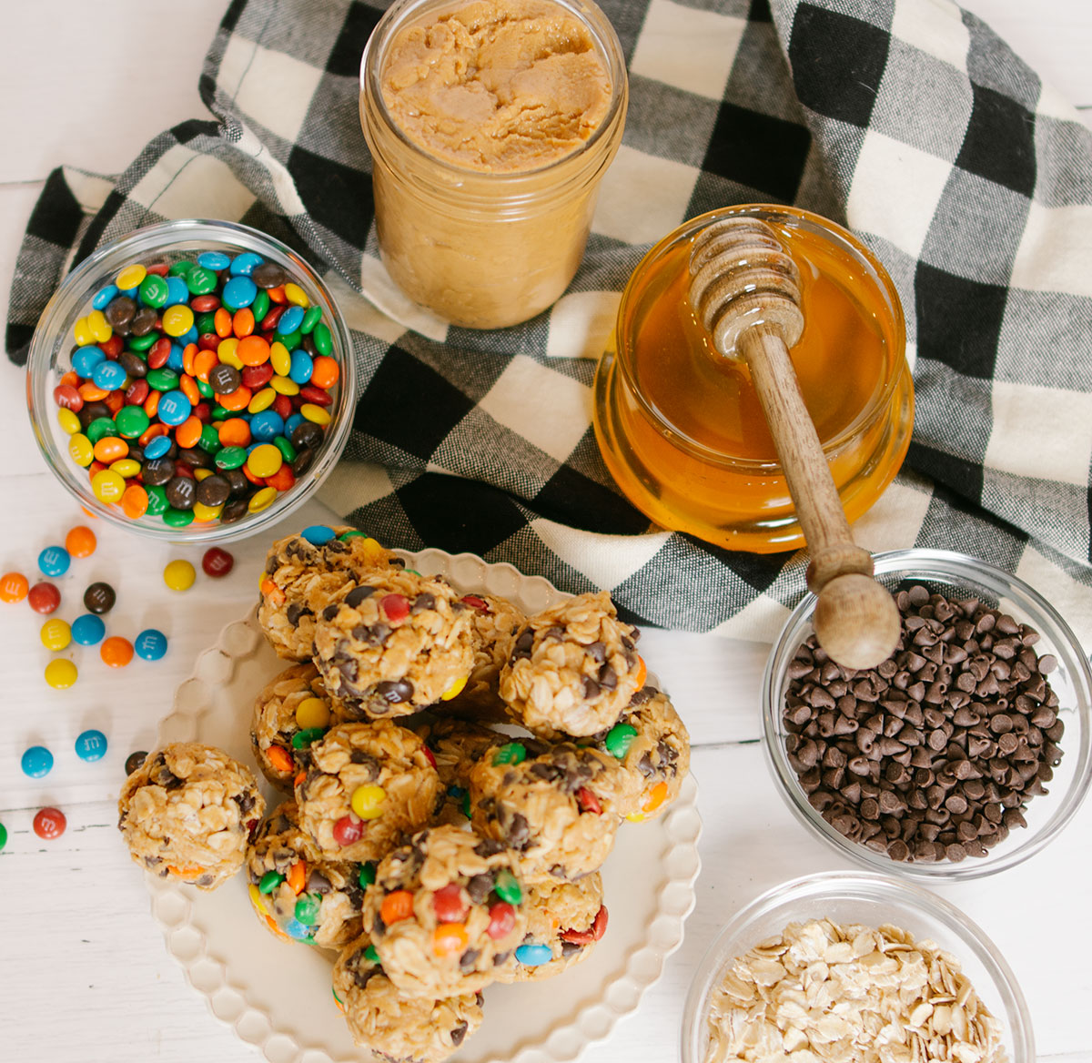 Peanut Butter Snack Bites - Beeyond the Hive